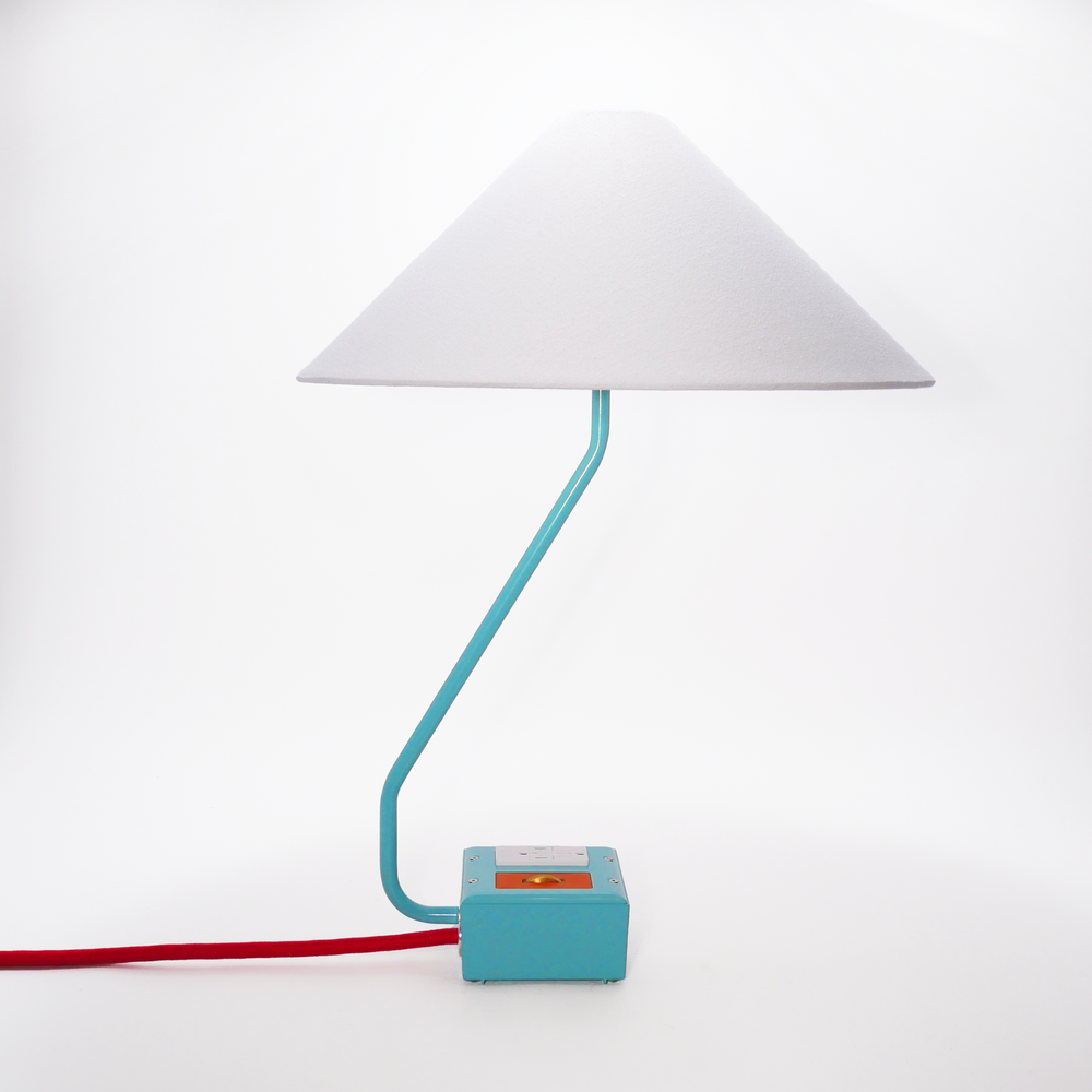 Direct Plug Bulb Socket - Off White - The Conway Electric Store